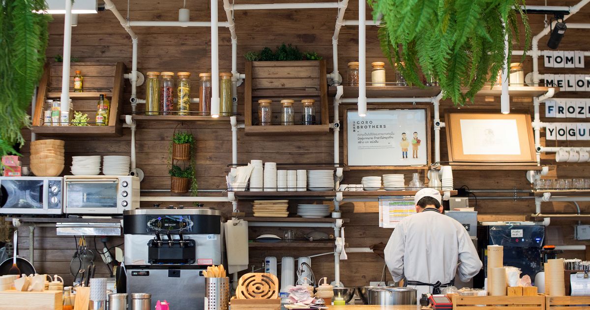 CORO Field Cafe สาขาเอสพลานาด